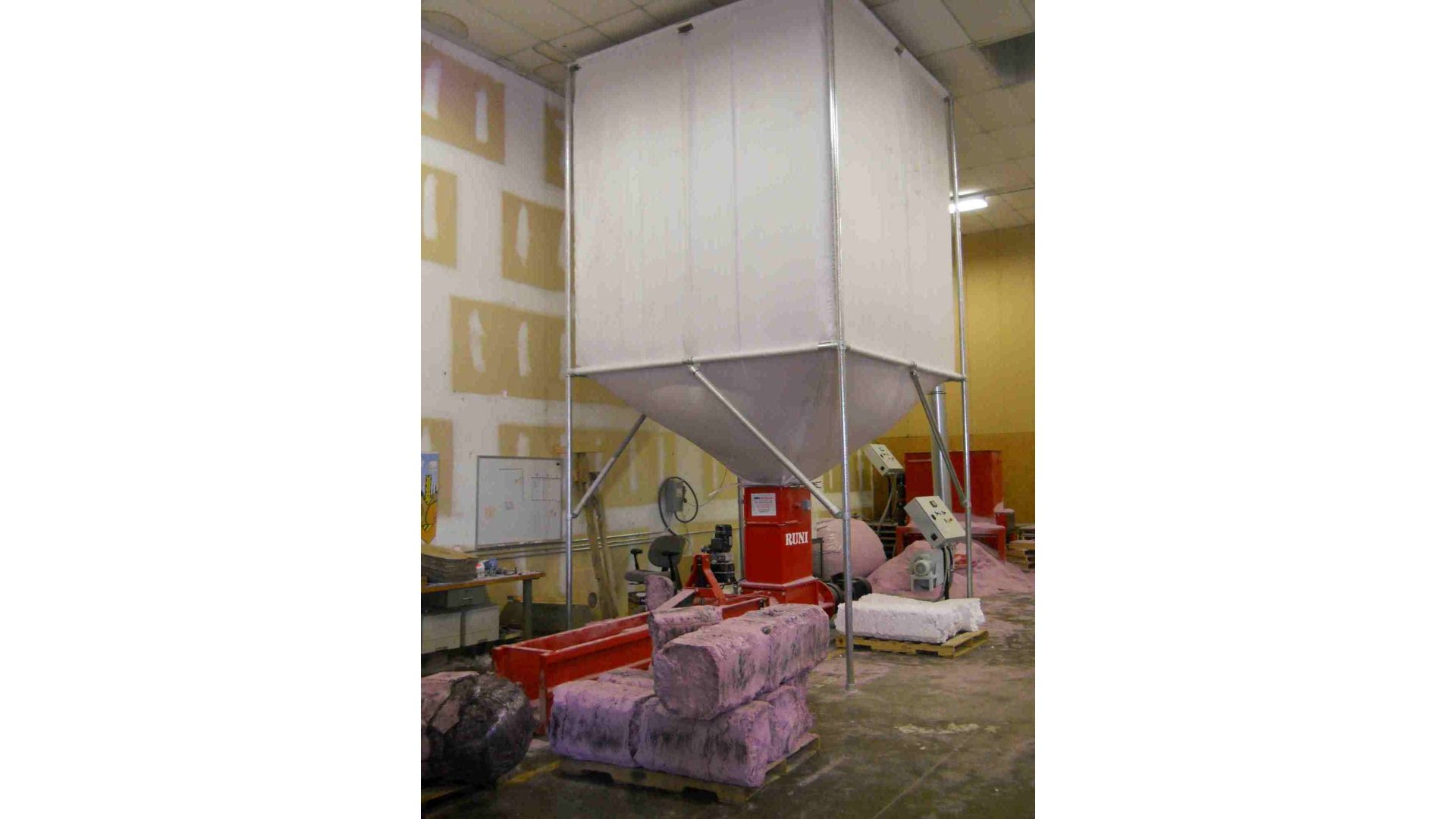 Foam Compactor | Densify EPS, EPE, EPP and XPS | RUNI