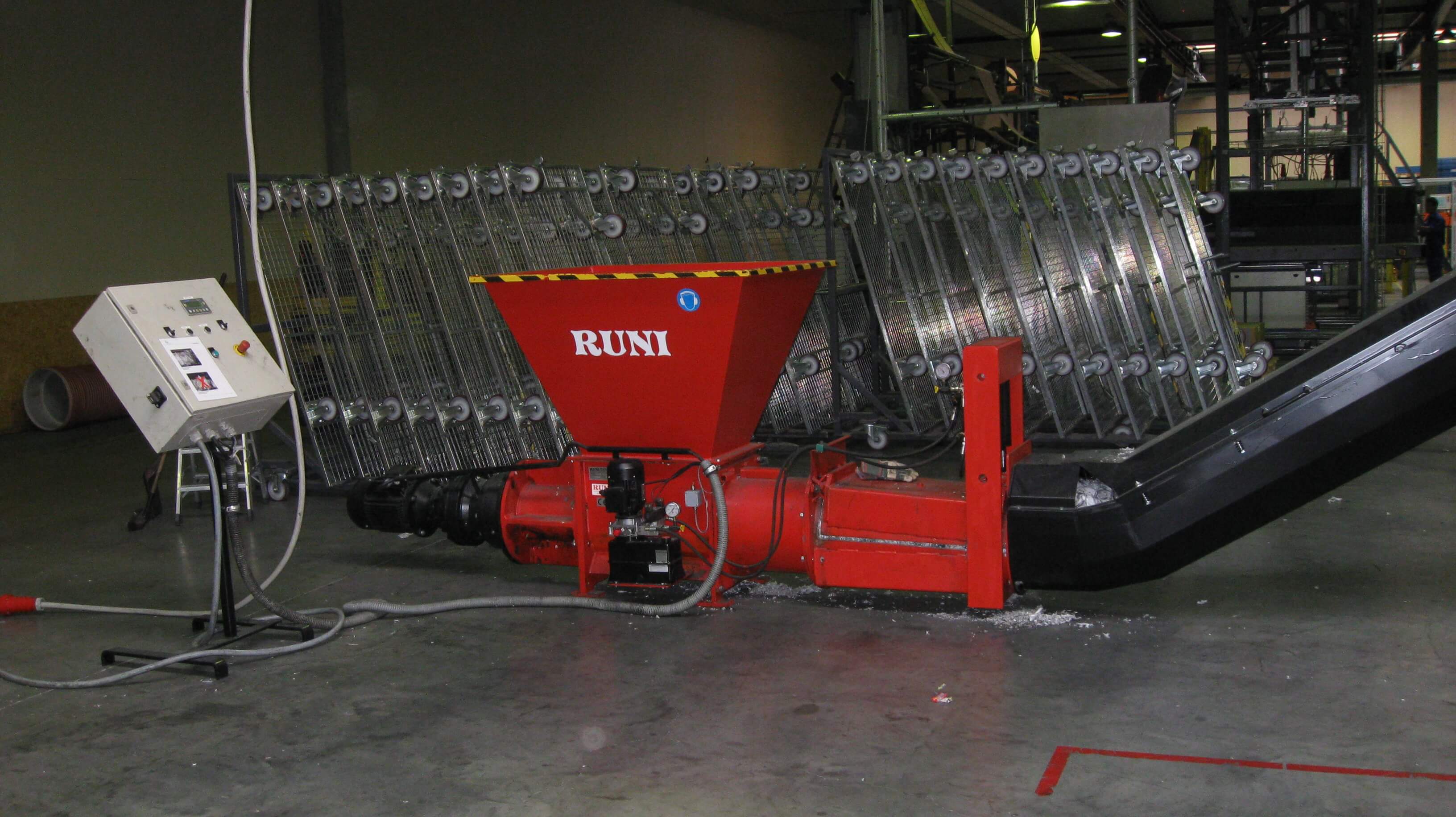 Compact or dewater a wide range of materials - RUNI